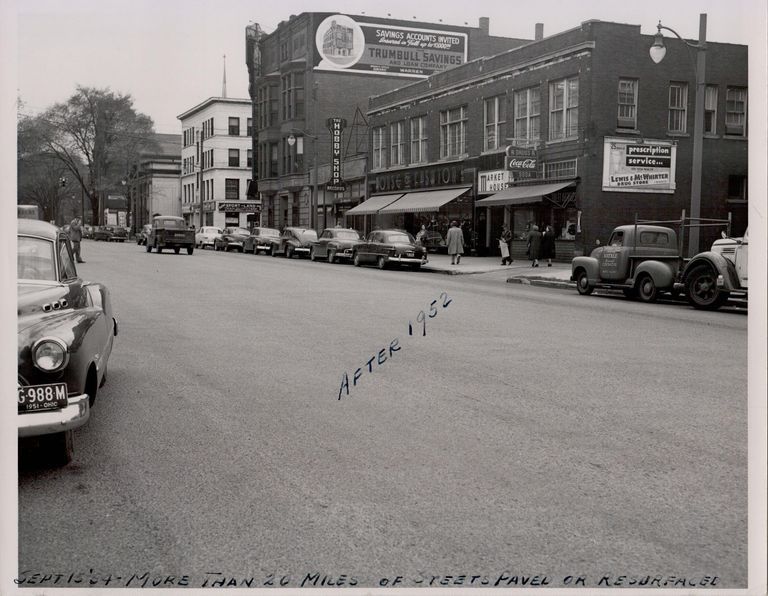 Shopping in the 1950s Walking Tour - Truly Trumbull